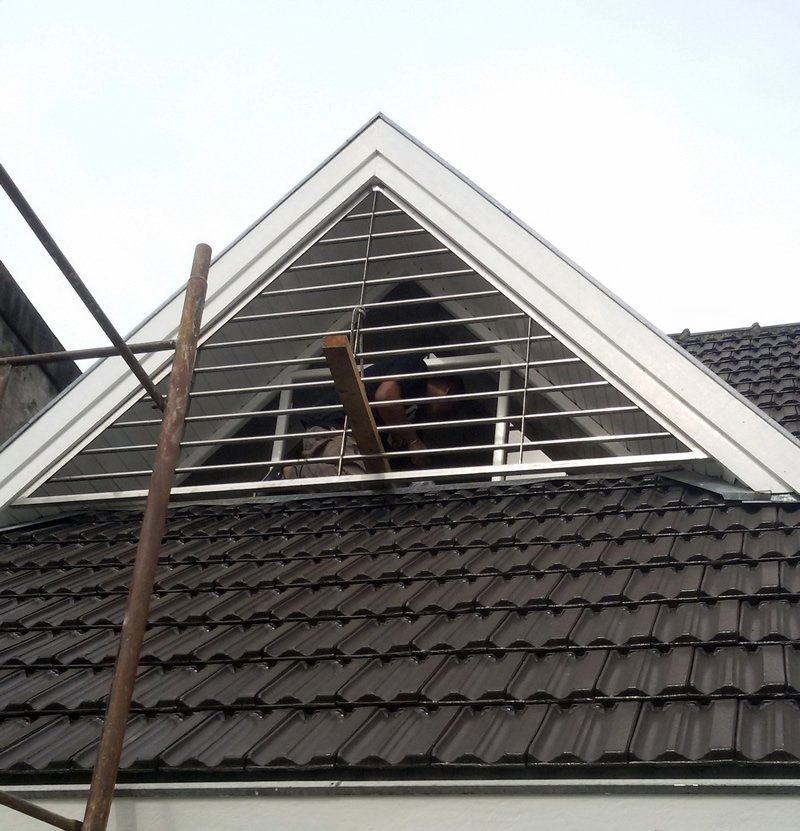 Rejas – Metalurgica El Artesano